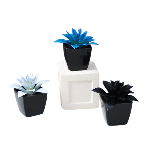 3 Small Artificial Plants With Black Pot | Zelda Shop